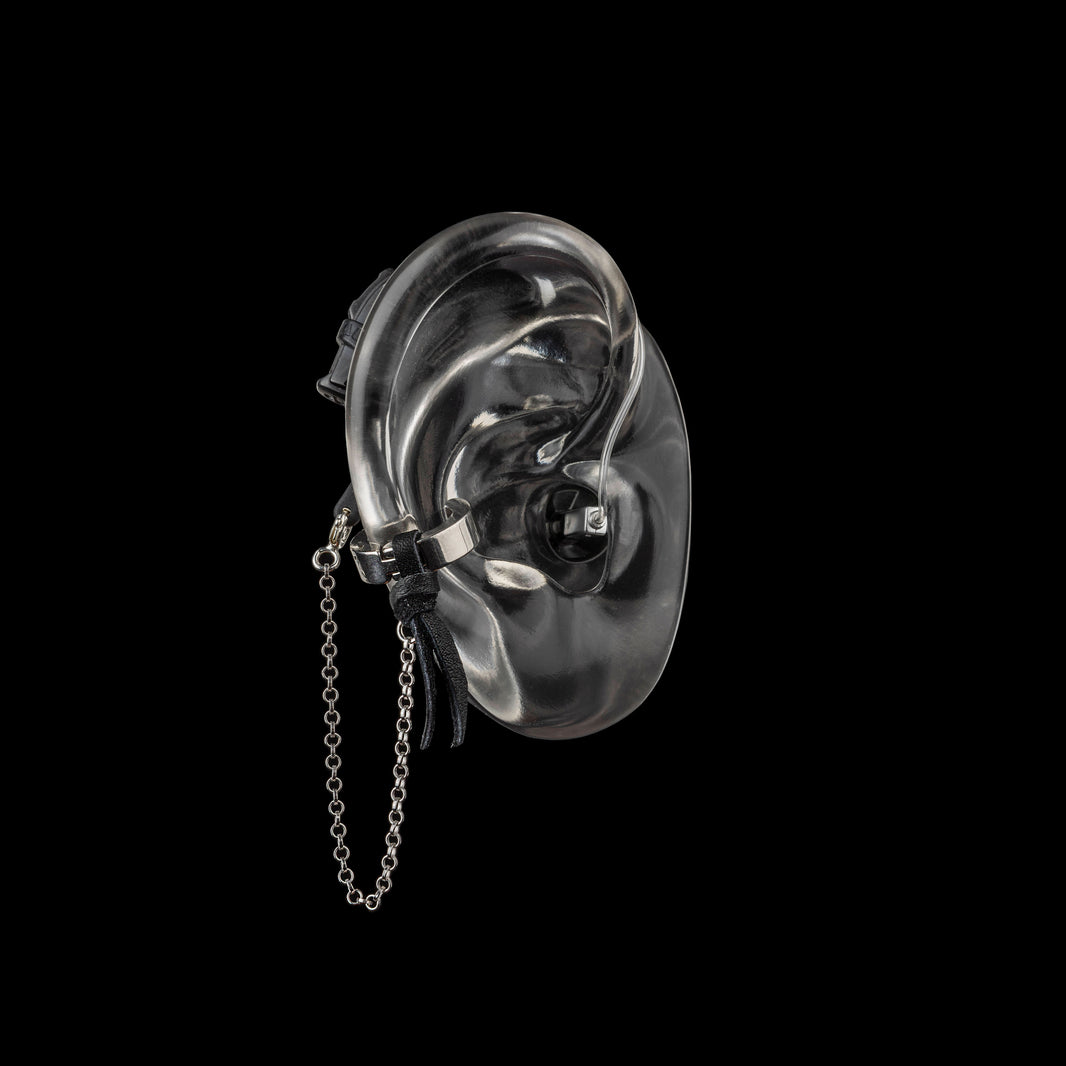 Safety Retention Ring/Cuffs for Hearing Devices – Deafmetal USA